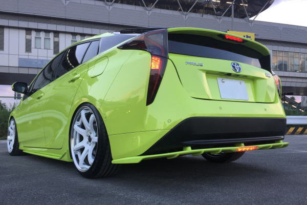 LEXON - Rear Under Wing (FRP) - Toyota Prius (2016+) | APEXi USA